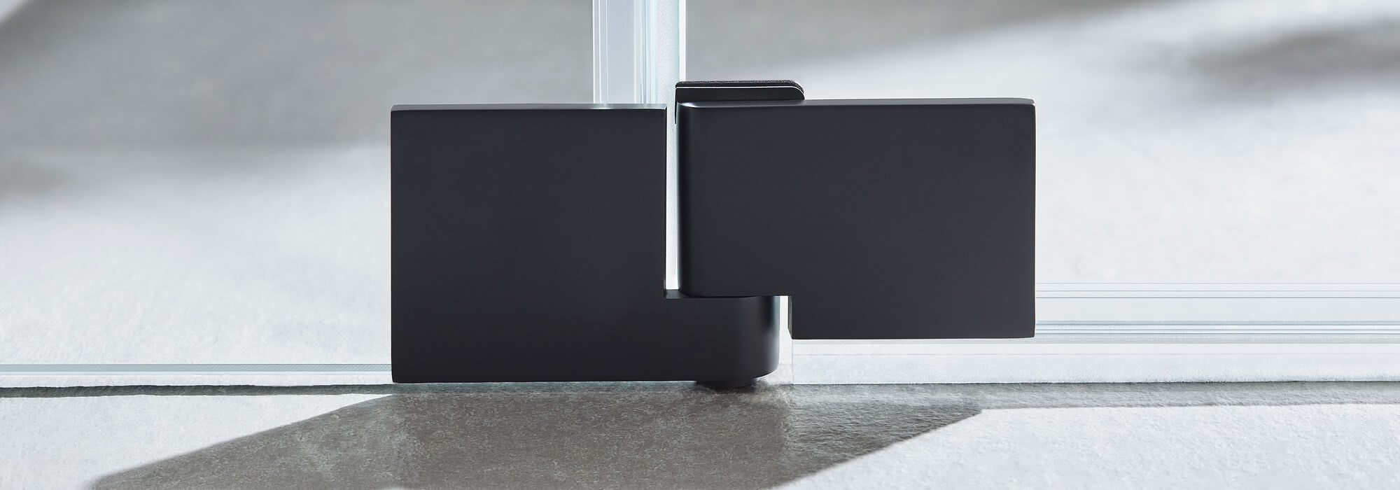 Glasdusche Omega Black Edition : SPRINZ Baustelle